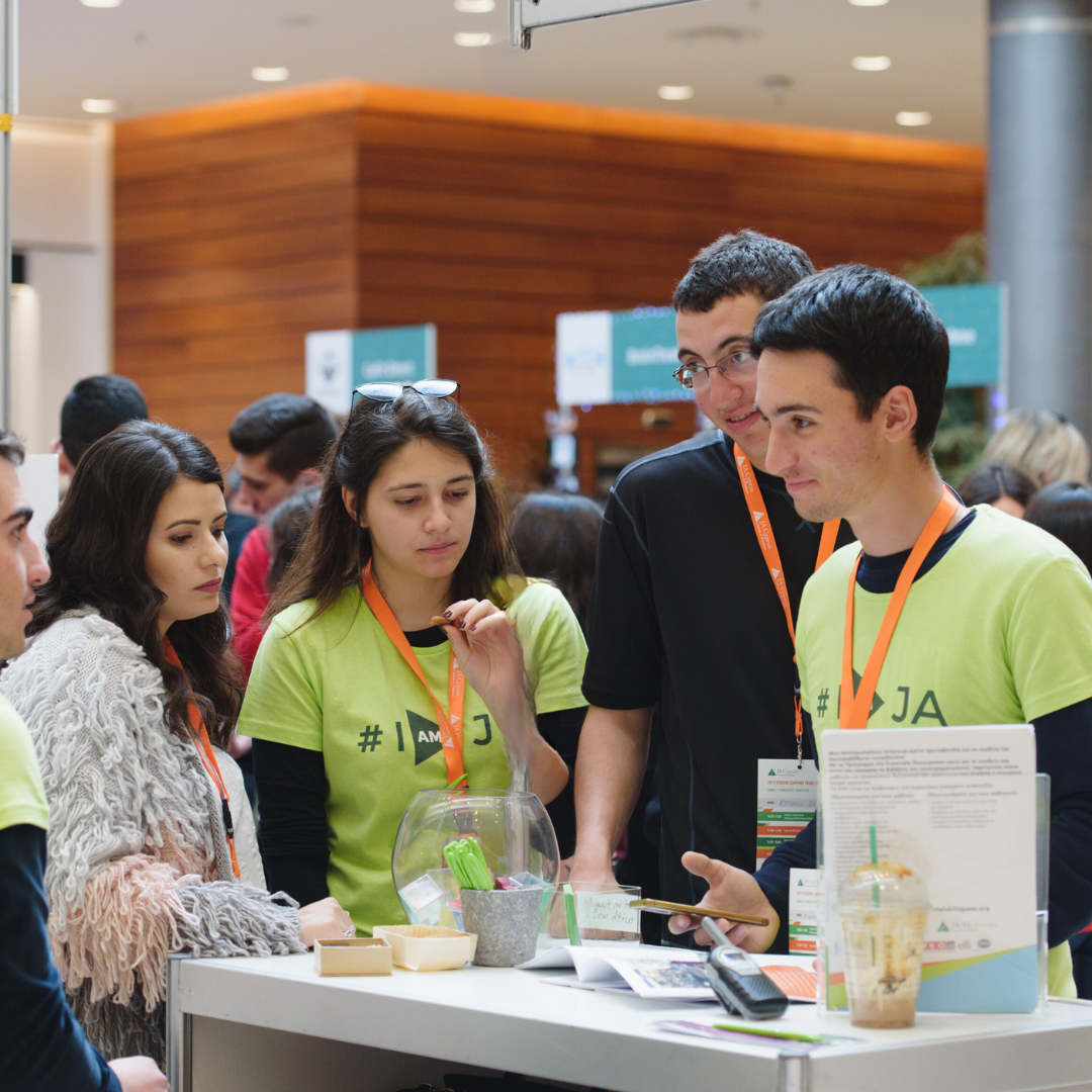 1st Trade Fair of the Entrepreneurship Programme in Apprenticeship ...